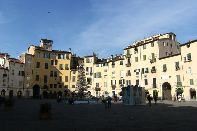 Private transfer from Florence to Sorrento - Analyzing the Cost and Value