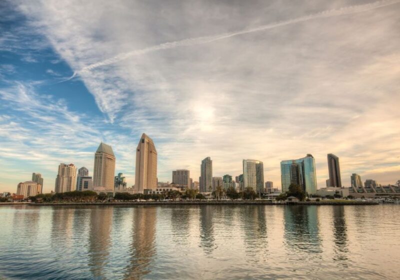 San Diego: Christmas Day Buffet Brunch or Dinner Cruise - Is It Worth the Price?