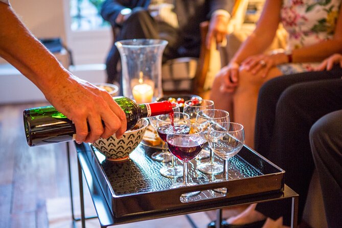 Seasonal French Lunch and Small-group Tour of Montmartre - FAQs