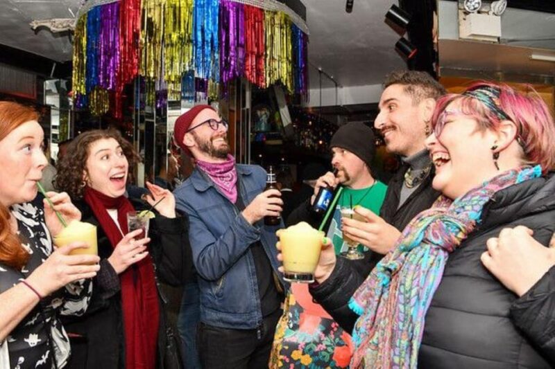 Seattle Terrors: Spirits & Spirits Haunted Pub Crawl - The Experience of the Guides