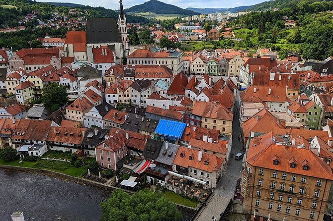 Shared Shuttle Service from Vienna to Cesky Krumlov - The Critical View: What to Consider