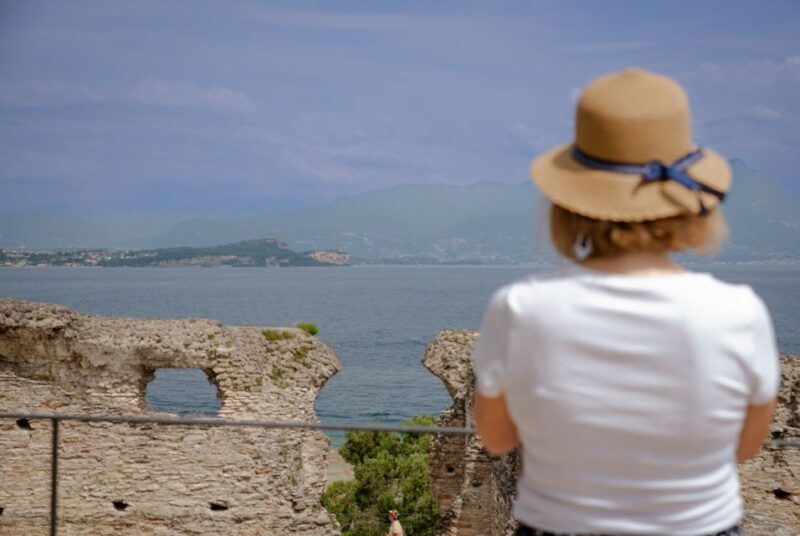 Sirmione: Grotte di Catullo Archeological Tour - The Experience of the Site