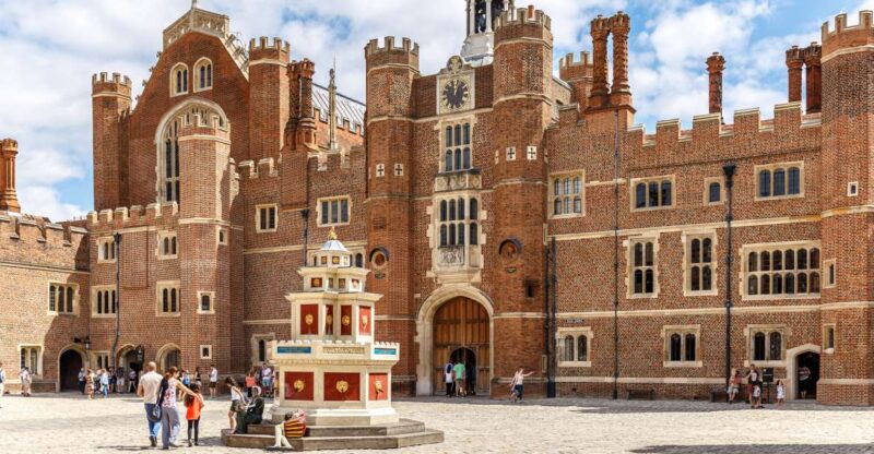 Skip-the-line Hampton Court Palace from London by Car - The Sum Up