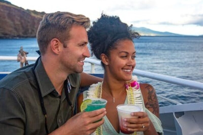 South Maui: Sunset Cruise with 4-Course Dinner and Drinks - The Reality of the Cruise — What to Expect