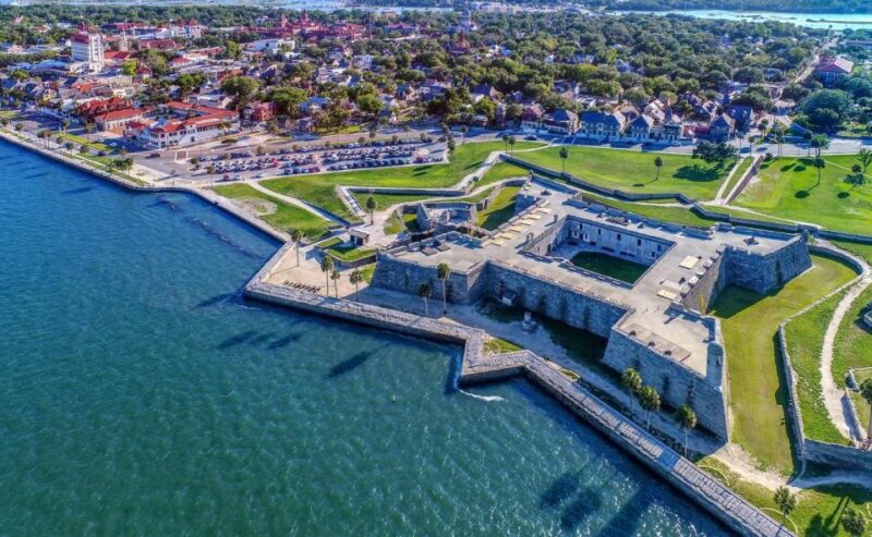 St. Augustine: Guided City Highlights Tour & Scenic Cruise - Climbing the St. Augustine Lighthouse