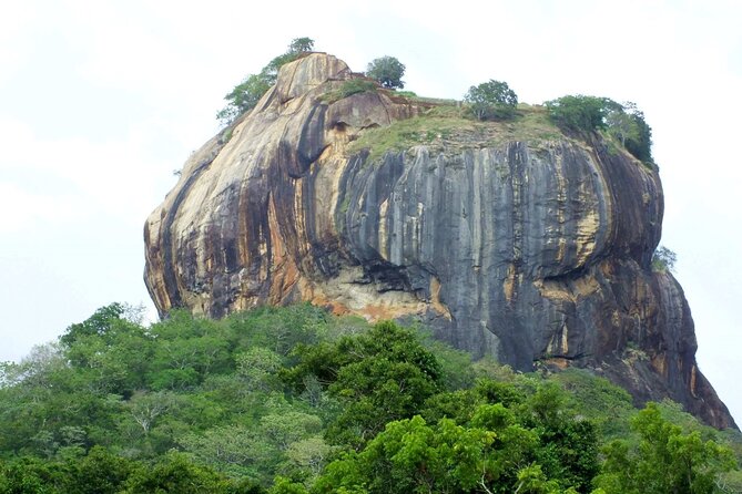 Throughout the Pearl Island in 14 Days - Authentic Experiences That Stand Out