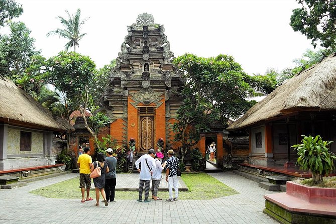Ubud City Tour II: Monkey Forest, Palace, Art Market, and Rice Terrace - The Sum Up