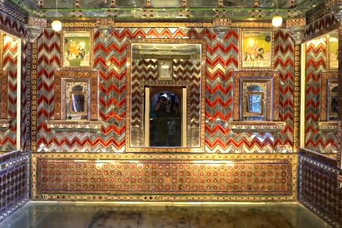 Udaipur City Full-Day Guided Sightseeing Tour - What the Tour Includes and What’s Not