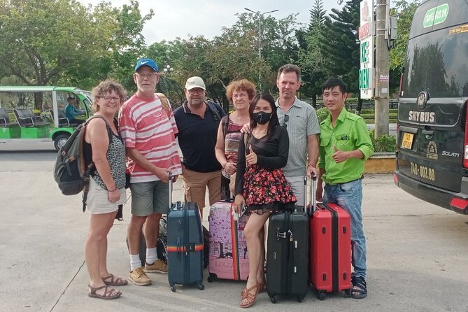 VIP Limousine: Da Nang to Hoi An Trip - Vehicle & Amenities