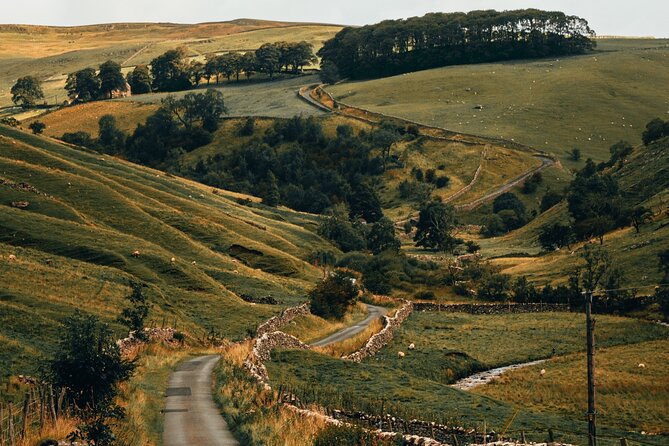 Yorkshire Dales Tour App, Hidden Gems Game and Big Britain Quiz (7 Day Pass) UK - Real Traveler Perspectives