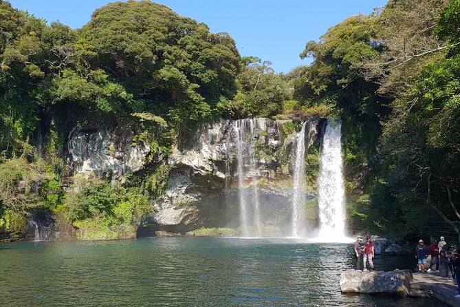 3-Day Private Tour of Jeju Island Including Nanta Show - Day 3: Deep Dive into Jeju’s Heritage and Natural Wonders