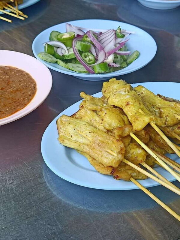 A Flavorful Journey Through Bangkoks Hidden Food Gems - FAQ