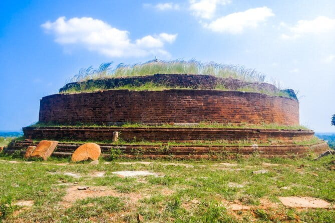 Adventure 2 days trip from trinco to sigiriya, with wild safari - FAQs