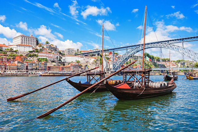 Arrival Transfer: Porto Airport OPO to Porto in Luxury Car - FAQ