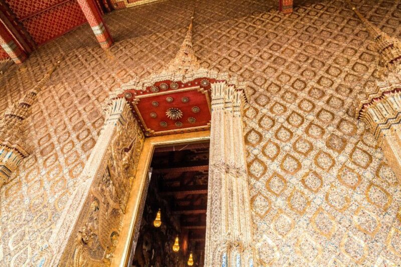 Bangkok: Grand Palace, Wat Pho, and Wat Arun Private Tour - Authenticity and Cultural Experience