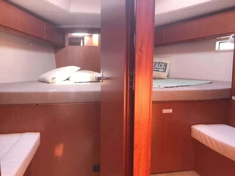 Barcelona: 8-hour sailing cruise during the day. - Practical Details and Tips