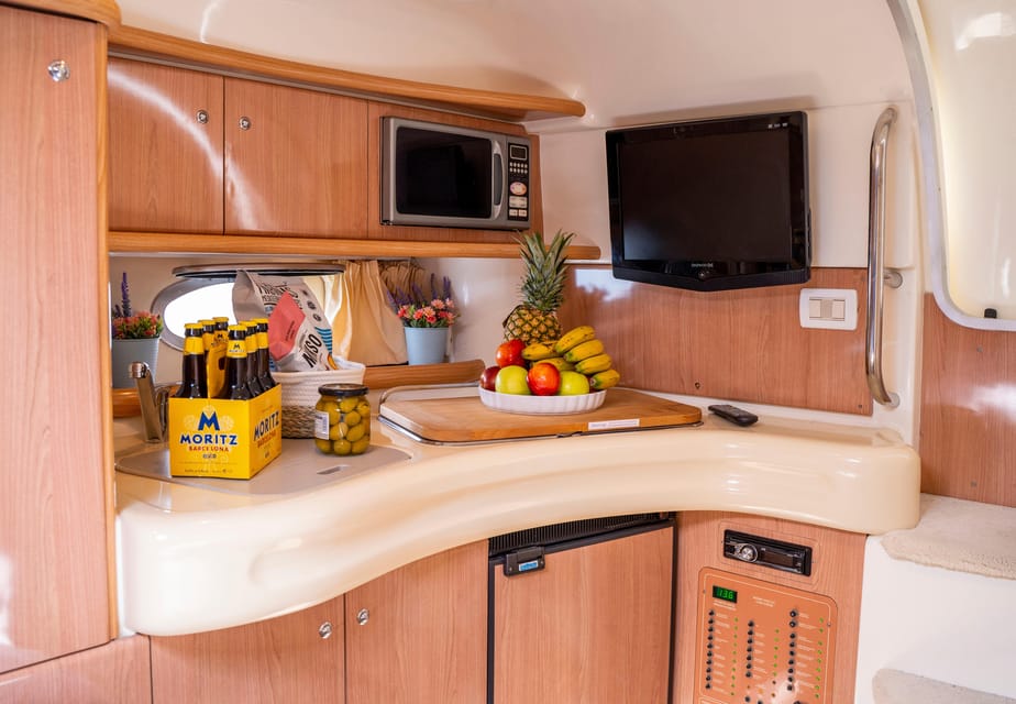 Barcelona: Night on a private Yatch with romantic dinner - FAQs