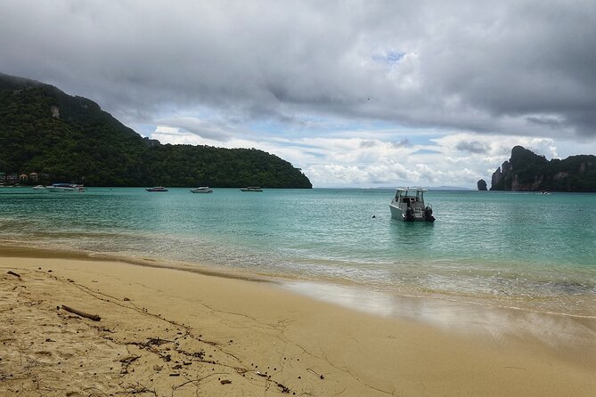 Best of Phi Phi Island Adventure Day Tour with Lunch from Phuket - Practical Tips for Booking and Enjoying the Tour