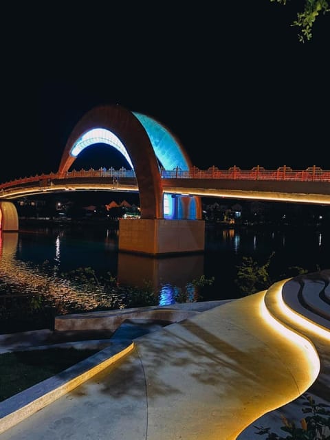 Boat Ride with Releasing Lanterns,Moonlight Bridge/Hoi An - Who Will Love This Tour?