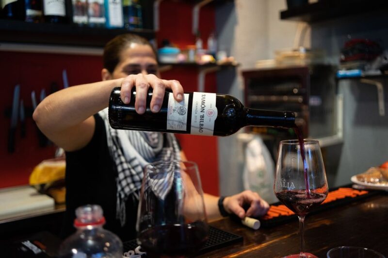 Cadiz: Private Food and Culture Walking Tour with Tastings - Who Should Consider This Tour?