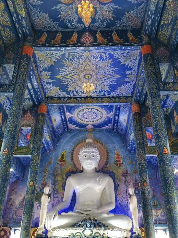 Chiang Rai White, Blue, Red 3 Temples Tour - Who Is This Tour Best For?