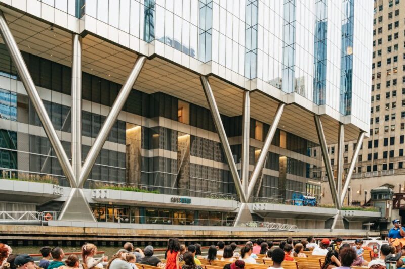 Chicago: Architecture River Cruise Skip-the-Ticket Line - The Experience in Context