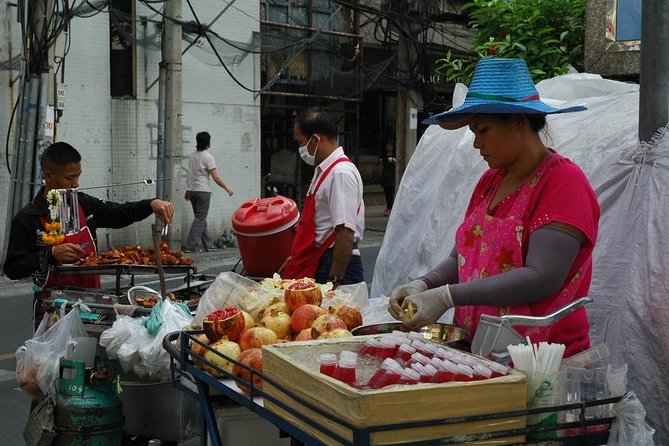 CHOB Bangkok Walking Tour (Talking + Walking + Eating) - Analyzing the Value