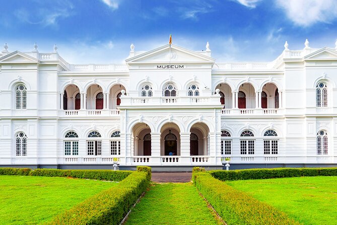 Colombo City Tour - Transport and Logistics