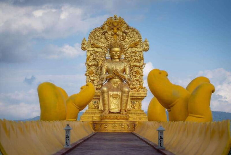 Dalat: Linh Phuoc Pagoda and Stupa of the Prayer Wheel - The Experience from the Perspective of Travelers