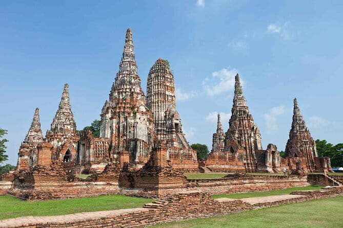 Day Trip to Bangkok Floating Market & Maeklong Railway - Who Will Love This Tour?