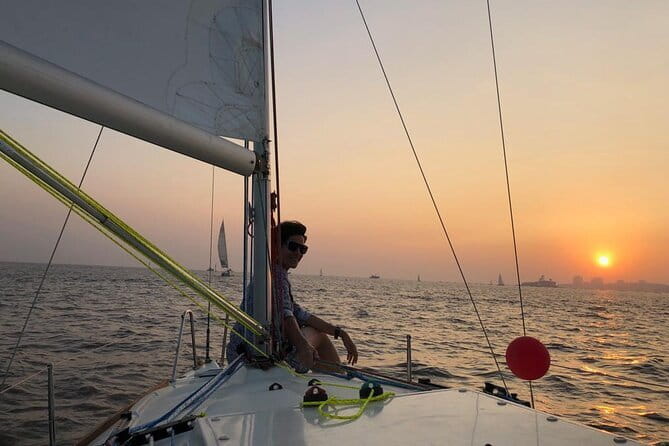 Discover Sailing at Iconic Gateway- Mumbai - The Guides: Knowledgeable and Friendly
