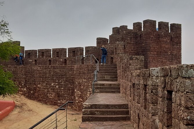 Enjoy The Private Tour To Silves Castle and Monchique Mountain - The Quirky Capela dos Ossos in Alcantarilha