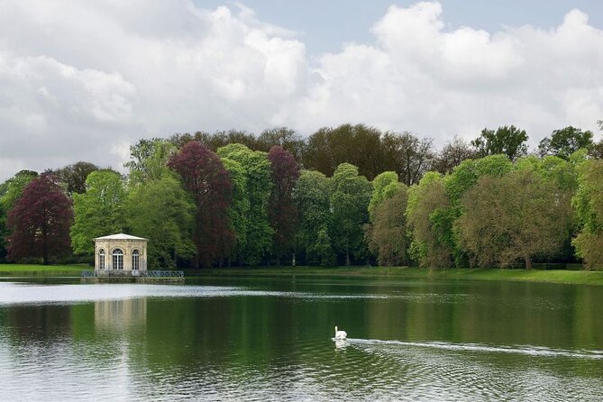 Fontainebleau Palace : Private Guided Tour - Authentic Experiences and Review Insights