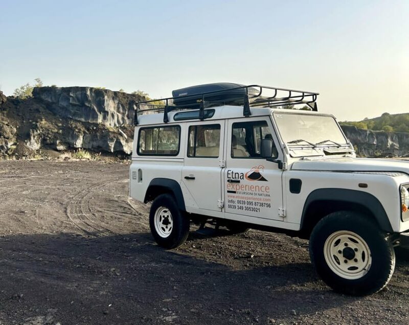 From Catania: 4x4 Mt Etna Jeep Tour - The Lunch Experience: Taste of Sicily