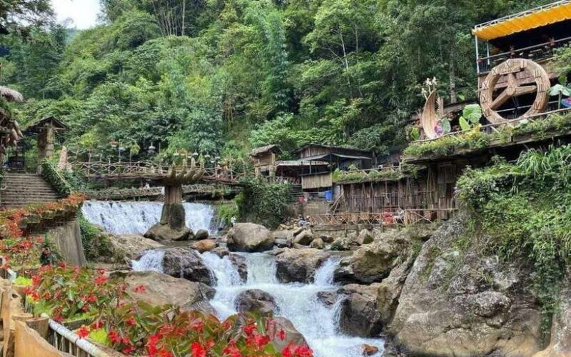 From Hanoi: Sapa 2 Days 1 Night Stay Hotel with Limousine - The Sum Up