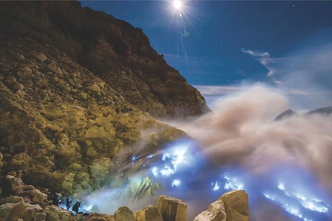 From Yogyakarta: Mount Bromo Sunrise and ijen crater Blue Fire - 3 Days - Who Should Consider This Tour?