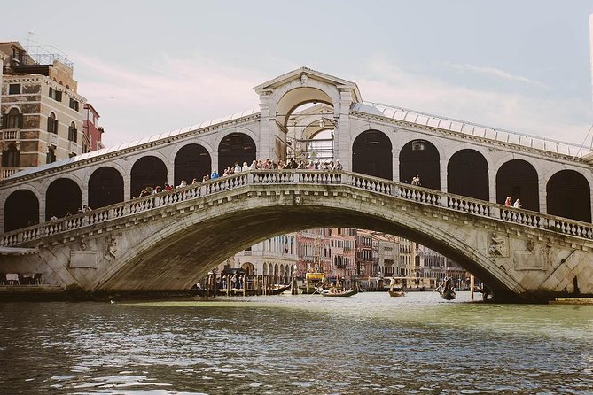 Grand Canal Boat Private Tour: Murano and Burano - FAQ