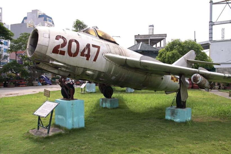 Hanoi War Remnants tour: Hilton Prison & Local Train Street - FAQ