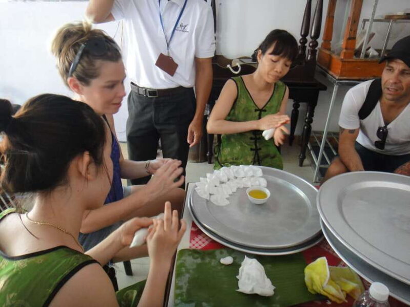 Hoi An: Half-day Biking Through Hoi Ans Culinary Delights - Tasting Cao Lau and Other Regional Specialties
