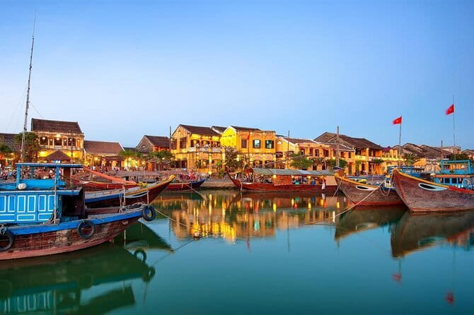 Hoi An to Dong Hoi rides by Private Car service - The Sum Up