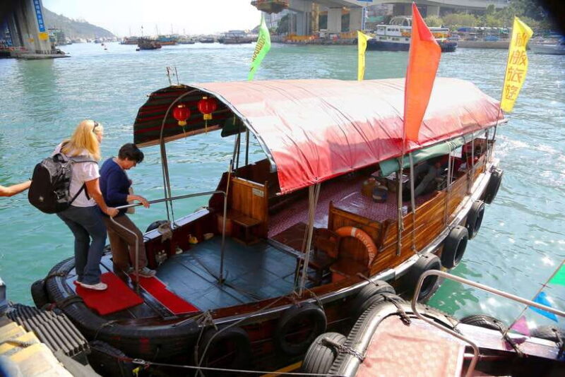 Hong Kong: Big Bus Hop-On Hop-Off Tour & Optional Peak Tram - Authentic Experiences and Tips from Travelers