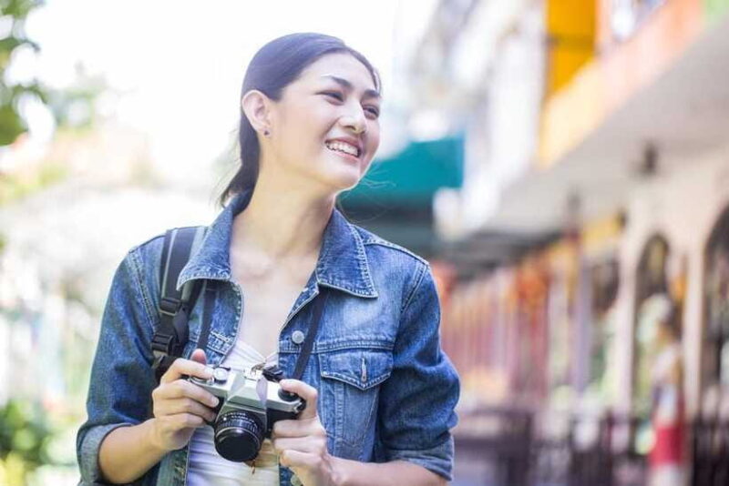 Hong Kong: From Science to Serenity Walking Tour for Couples - Authentic Experiences and Traveler Insights