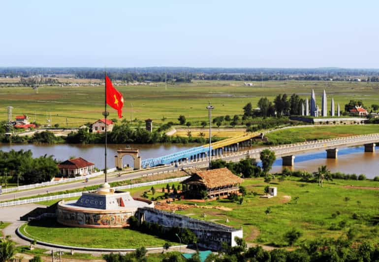 Hue: Explore Tour with Vinh Moc Tunnels and Khe Sanh Base - The Authentic Experience and Value
