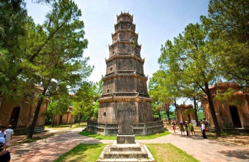Hue Private Car For Sightseeing with English Speaking Driver - Who Should Consider This Tour?
