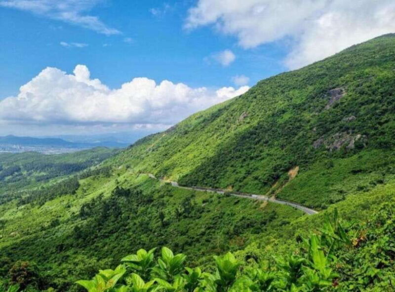 Hue Transfer to/From Hoi An Via Hai Van Pass & Golden Bridge - Is This Tour Right for You?