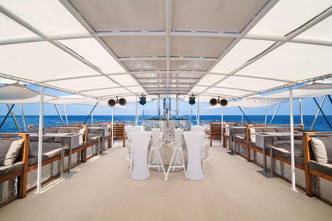 Hype Boat Club: Phuket 's Most Unique Catamaran Experience - What Do the Reviews Tell Us?