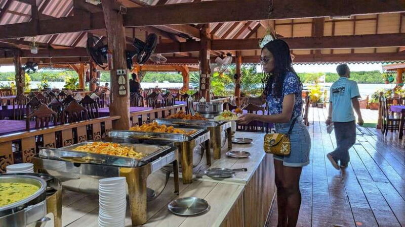 Khao Lak: James Bond & Panyi Private Car Day Tour with Lunch - Who Should Consider This Tour?