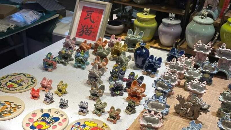 Kunming: Tile Cat Making Experience & Old Town/City Tour - Strolling Old Street: A Cultural and Culinary Feast