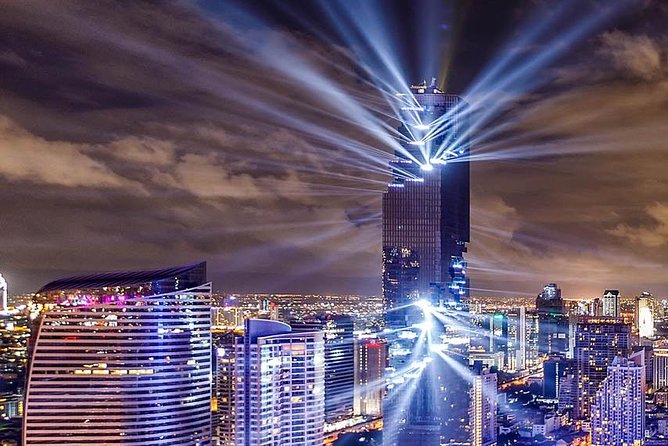 Mahanakhon Building Skywalk - Free Upgrade to Rooftop - In a Nutshell