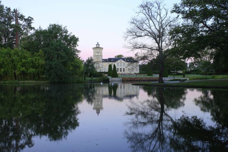 Medoc Afternoon Wine Tour, 2 Wineries, tastings & delicacies - Frequently Asked Questions
